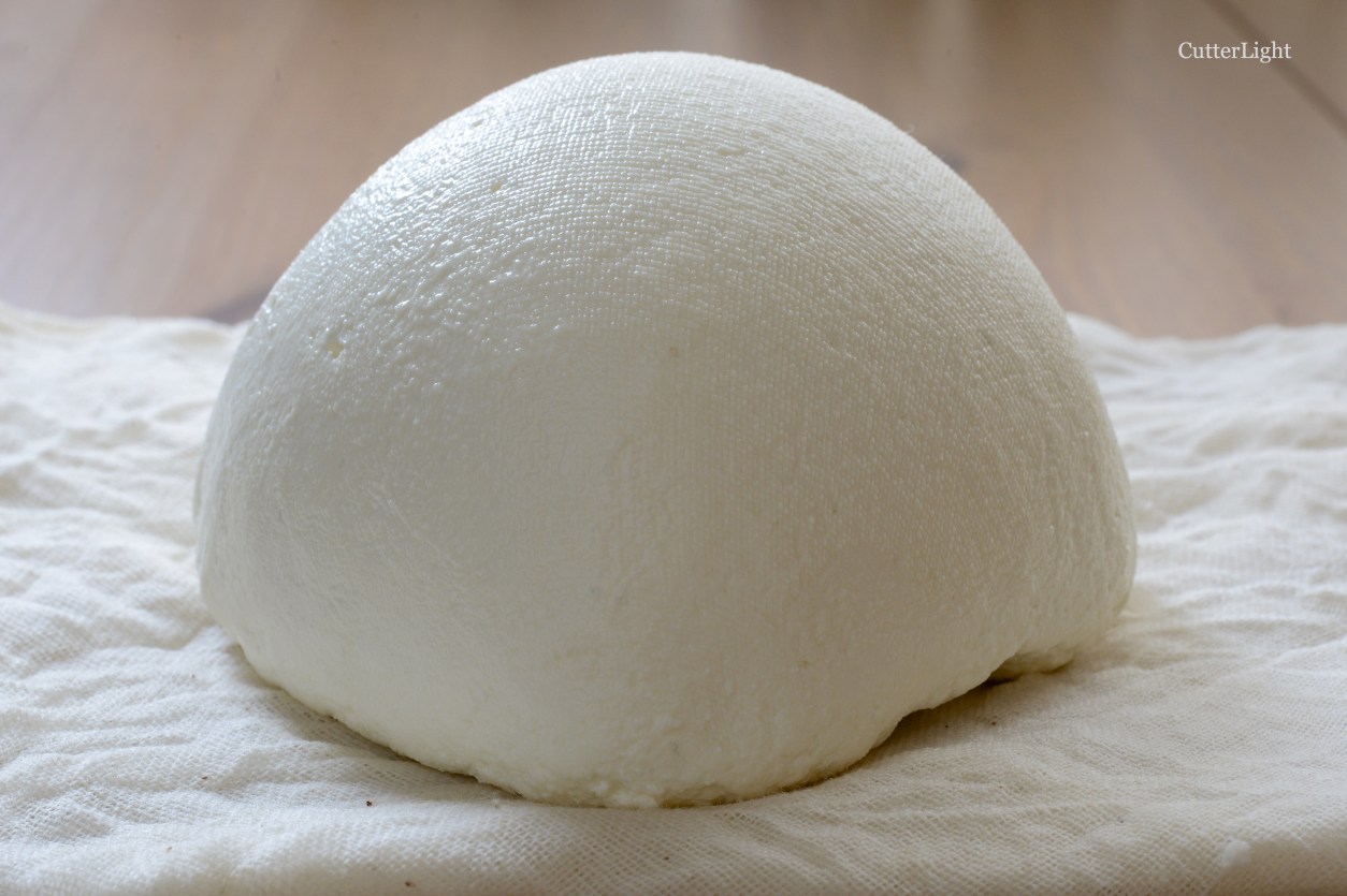 Homemade Ricotta Cheese – As Easy as 1, 2, Cheese! | CutterLight