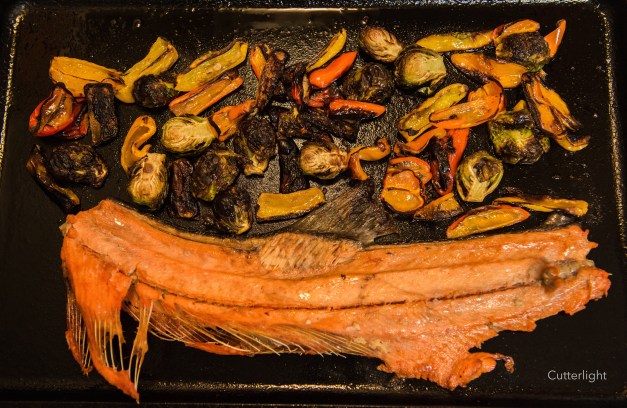 how to cook salmon spine or carcass | CutterLight