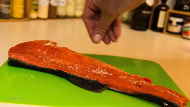 how to cook salmon spine or carcass | CutterLight